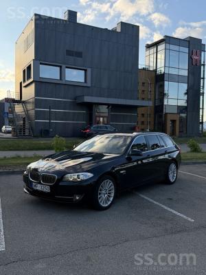 Black BMW 530 2011 in Riga, with an engine capacity of 3.00 L and mileage of 290 thousand km for 6700 €, photo  on AUTOMOTO.COM.LV