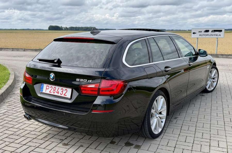Black BMW 530 2011 in Vilnius, with an engine capacity of 2.99 L and mileage of 323 thousand km for 8250 €, photo 20 on AUTOMOTO.COM.LV