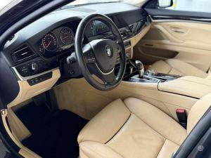 Black BMW 530 2011 in Vilnius, with an engine capacity of 2.99 L and mileage of 323 thousand km for 8250 €, photo 25 on AUTOMOTO.COM.LV