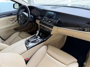 Black BMW 530 2011 in Vilnius, with an engine capacity of 2.99 L and mileage of 323 thousand km for 8250 €, photo 39 on AUTOMOTO.COM.LV