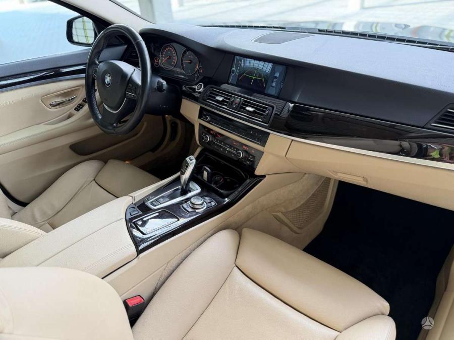 Black BMW 530 2011 in Vilnius, with an engine capacity of 2.99 L and mileage of 323 thousand km for 8250 €, photo 39 on AUTOMOTO.COM.LV