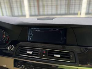 Black BMW 530 2011 in Vilnius, with an engine capacity of 2.99 L and mileage of 323 thousand km for 8250 €, photo 44 on AUTOMOTO.COM.LV