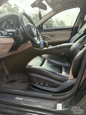 Black BMW 530 2011 in Vilnius, with an engine capacity of 3.00 L and mileage of 287 thousand km for 8500 €, photo 9 on AUTOMOTO.COM.LV