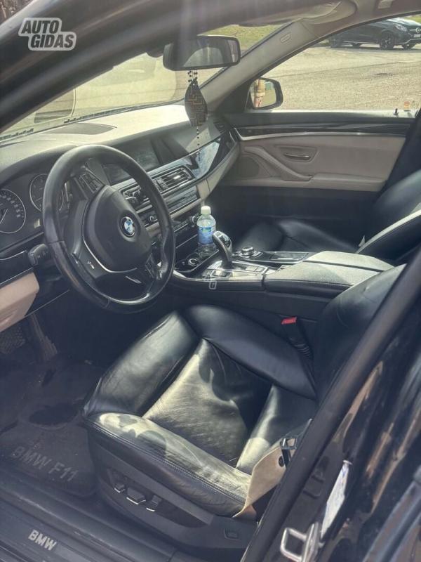 Black BMW 530 2011 in Vilnius, with an engine capacity of 3.00 L and mileage of 287 thousand km for 8500 €, photo 10 on AUTOMOTO.COM.LV