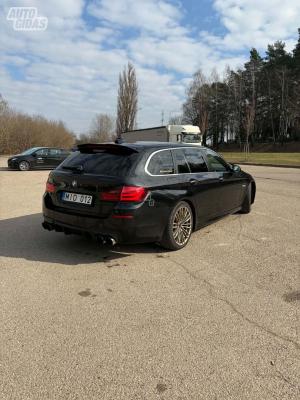 Black BMW 530 2011 in Vilnius, with an engine capacity of 3.00 L and mileage of 287 thousand km for 8200 €, photo 5 on AUTOMOTO.COM.LV