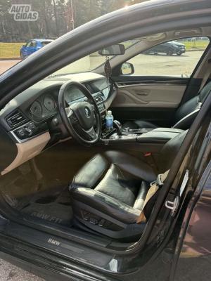 Black BMW 530 2011 in Vilnius, with an engine capacity of 3.00 L and mileage of 287 thousand km for 8200 €, photo 7 on AUTOMOTO.COM.LV