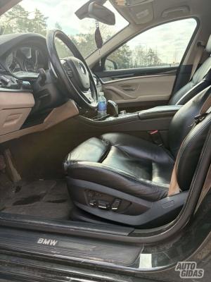 Black BMW 530 2011 in Vilnius, with an engine capacity of 3.00 L and mileage of 287 thousand km for 8200 €, photo 9 on AUTOMOTO.COM.LV