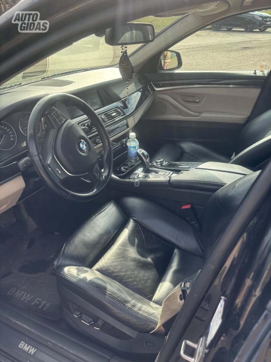 Black BMW 530 2011 in Vilnius, with an engine capacity of 3.00 L and mileage of 287 thousand km for 8200 €, photo 11 on AUTOMOTO.COM.LV