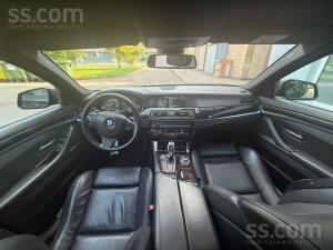 Black BMW 530 2011 in Riga, with an engine capacity of 3.00 L and mileage of 0 thousand km for 9900 €, photo 7 on AUTOMOTO.COM.LV
