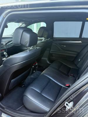 Black BMW 530 2011 in Riga, with an engine capacity of 3.00 L and mileage of 0 thousand km for 9900 €, photo 12 on AUTOMOTO.COM.LV