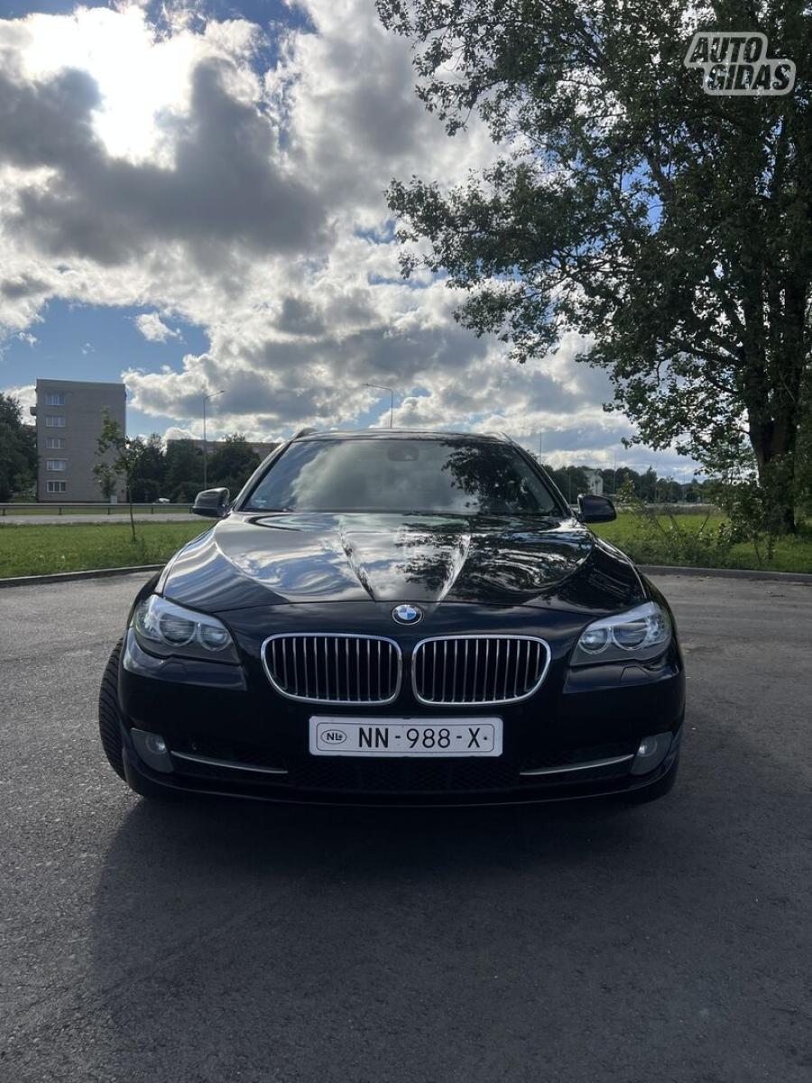 Melns BMW 530 2011 Radviliškis, ar dzinēja tilpumu 3.00 L un nobraukumu 450 tūkst. km par 6500 €, foto 3 vietnē AUTOMOTO.COM.LV