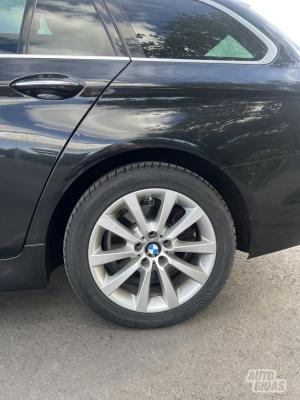 Melns BMW 530 2011 Radviliškis, ar dzinēja tilpumu 3.00 L un nobraukumu 450 tūkst. km par 6500 €, foto 13 vietnē AUTOMOTO.COM.LV