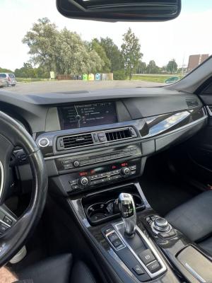 Melns BMW 530 2011 Radviliškis, ar dzinēja tilpumu 3.00 L un nobraukumu 450 tūkst. km par 6500 €, foto 25 vietnē AUTOMOTO.COM.LV