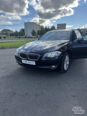 Melns BMW 530 2011 Radviliškis, ar dzinēja tilpumu 3.00 L un nobraukumu 450 tūkst. km par 6500 €, foto 29 vietnē AUTOMOTO.COM.LV