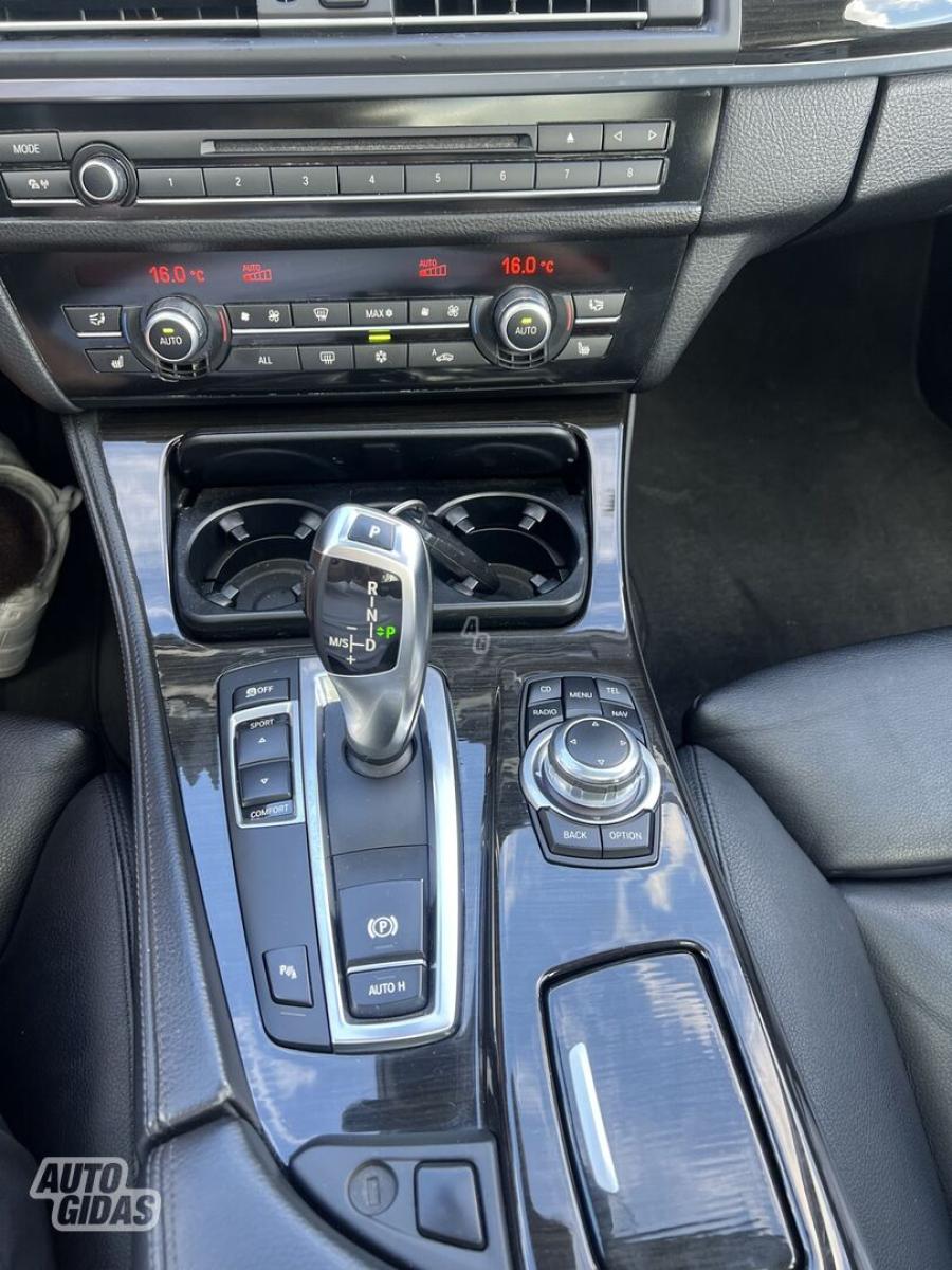 Melns BMW 530 2011 Radviliškis, ar dzinēja tilpumu 3.00 L un nobraukumu 450 tūkst. km par 6500 €, foto 30 vietnē AUTOMOTO.COM.LV