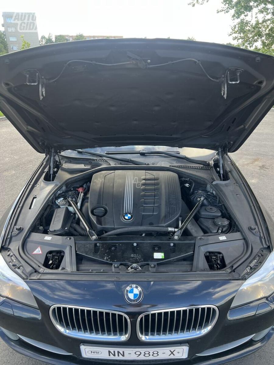 Melns BMW 530 2011 Radviliškis, ar dzinēja tilpumu 3.00 L un nobraukumu 450 tūkst. km par 6500 €, foto 32 vietnē AUTOMOTO.COM.LV
