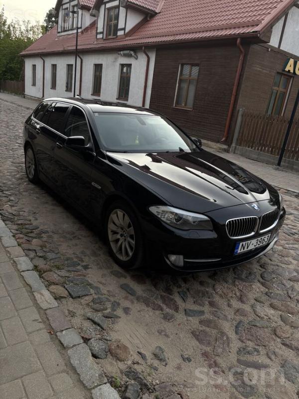 Черный БМВ 530 2011 в Елгава, объемом двигателя 3.00 л и пробегом 270 тыс. км за 8500 €, фото 3 на AUTOMOTO.COM.LV
