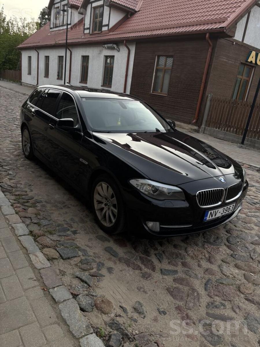 Melns BMW 530 2011 Jelgava, ar dzinēja tilpumu 3.00 L un nobraukumu 270 tūkst. km par 8500 €, foto 4 vietnē AUTOMOTO.COM.LV