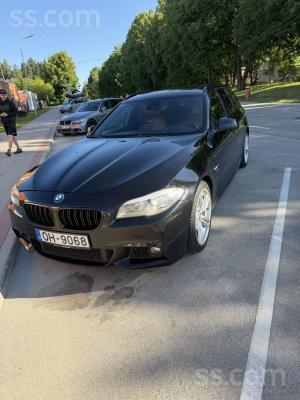 Черный БМВ 530 2011 в Алуксне, объемом двигателя 3.00 л и пробегом 303 тыс. км за 10200 €, фото  на AUTOMOTO.COM.LV