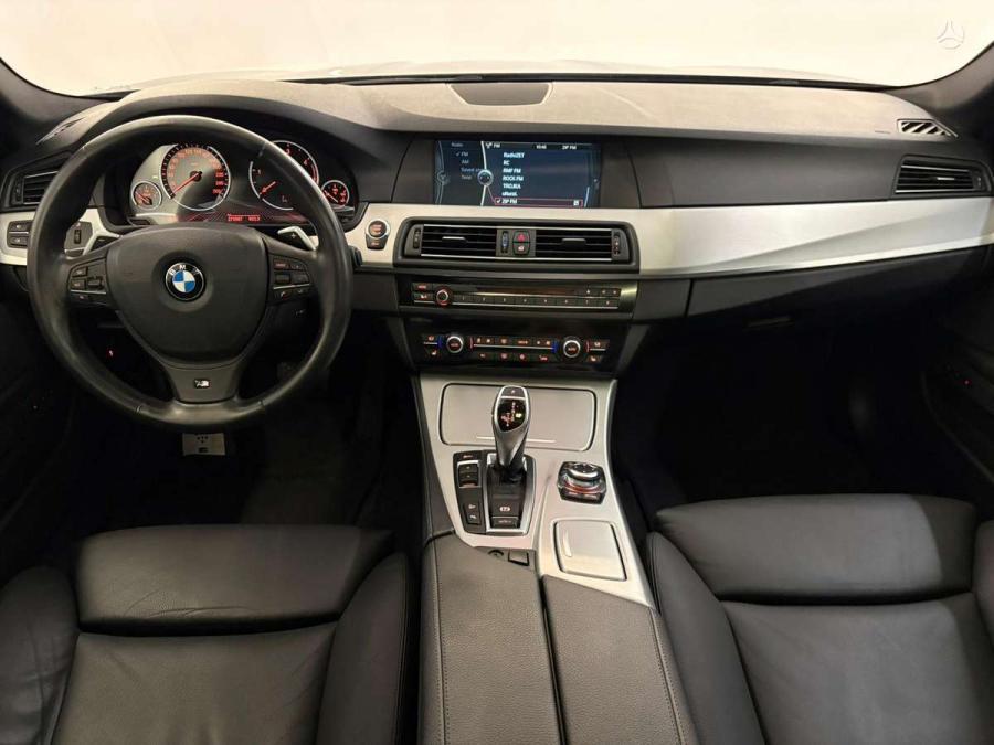 Melns BMW 530 2011 Marijampole, ar dzinēja tilpumu 2.99 L un nobraukumu 271 tūkst. km par 9999 €, foto 18 vietnē AUTOMOTO.COM.LV
