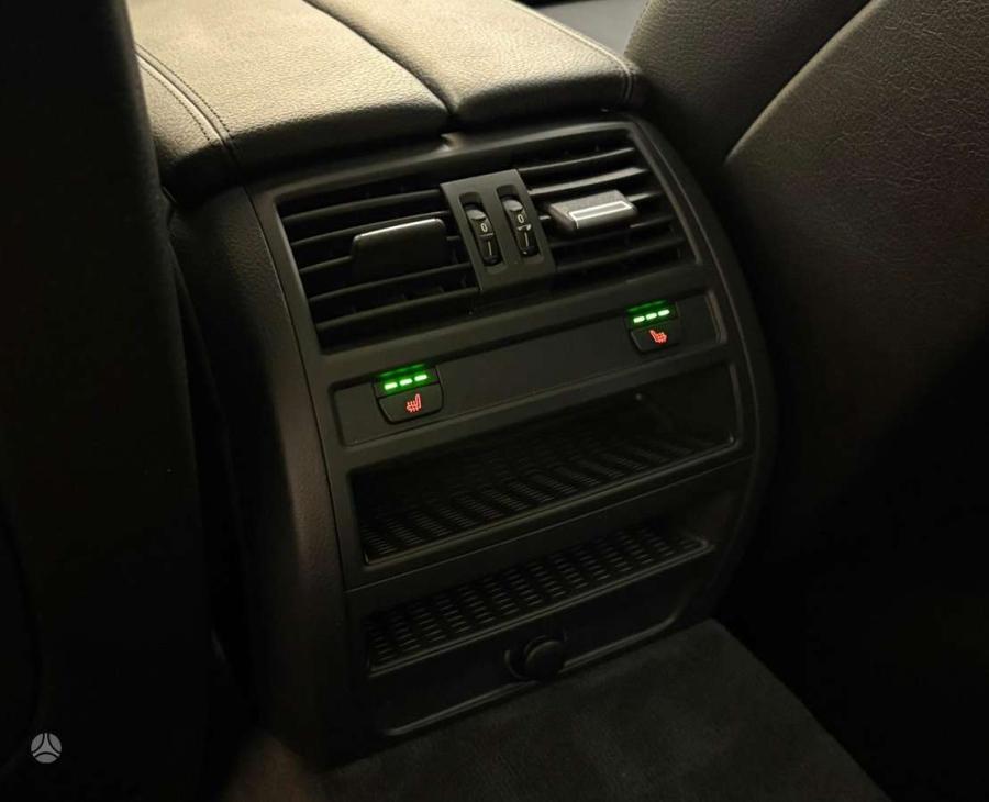 Melns BMW 530 2011 Marijampole, ar dzinēja tilpumu 2.99 L un nobraukumu 271 tūkst. km par 9999 €, foto 20 vietnē AUTOMOTO.COM.LV