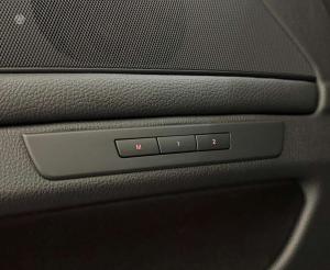 Melns BMW 530 2011 Marijampole, ar dzinēja tilpumu 2.99 L un nobraukumu 271 tūkst. km par 9999 €, foto 26 vietnē AUTOMOTO.COM.LV