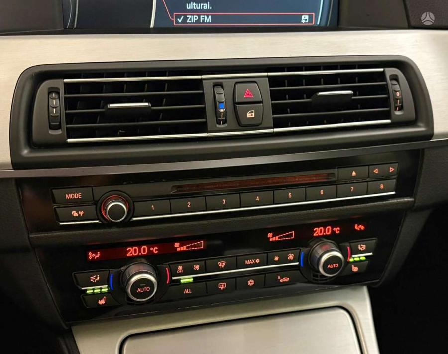 Black BMW 530 2011 in Marijampole, with an engine capacity of 2.99 L and mileage of 271 thousand km for 9850 €, photo 7 on AUTOMOTO.COM.LV