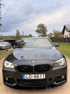 Black BMW 530 2011 in Riga, with an engine capacity of 3.00 L and mileage of 335 thousand km for 8500 €, photo 3 on AUTOMOTO.COM.LV