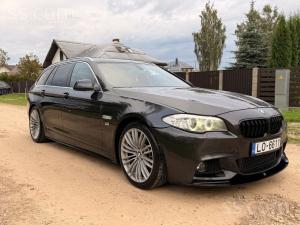 Black BMW 530 2011 in Riga, with an engine capacity of 3.00 L and mileage of 335 thousand km for 8500 €, photo 4 on AUTOMOTO.COM.LV