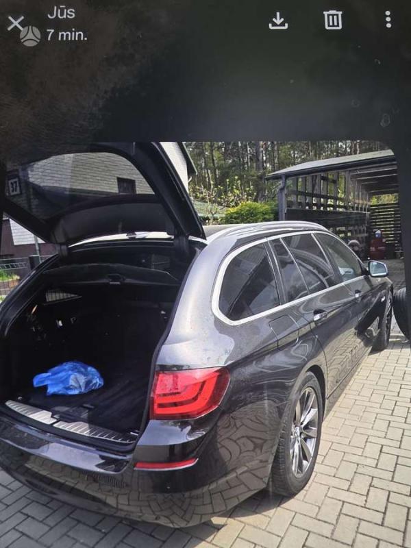 Black BMW 530 2011 in Druskininkai, with an engine capacity of 2.99 L and mileage of 301 thousand km for 7300 €, photo 6 on AUTOMOTO.COM.LV