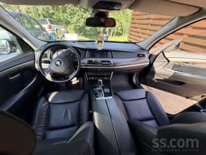 Melns BMW 530 2011 Dobele, ar dzinēja tilpumu 3.00 L un nobraukumu 240 tūkst. km par 8700 €, foto 9 vietnē AUTOMOTO.COM.LV