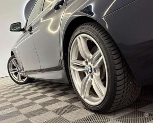 Black BMW 530 2011 in Marijampole, with an engine capacity of 2.99 L and mileage of 272 thousand km for 10850 €, photo 40 on AUTOMOTO.COM.LV
