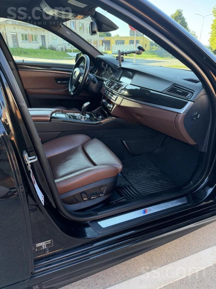 Melns BMW 530 2011 Alūksne, ar dzinēja tilpumu 3.00 L un nobraukumu 304 tūkst. km par 11399 €, foto 5 vietnē AUTOMOTO.COM.LV