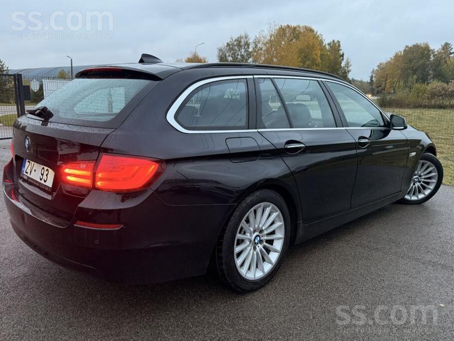 Melns BMW 530 2011 Ogre, ar dzinēja tilpumu 3.00 L un nobraukumu 287 tūkst. km par 9850 €, foto 5 vietnē AUTOMOTO.COM.LV