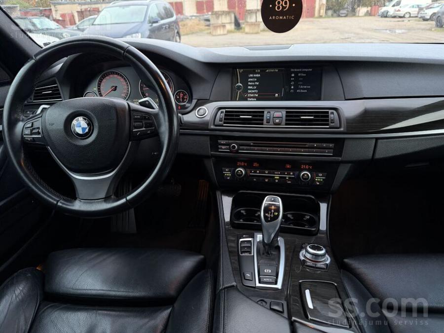 Melns BMW 530 2011 Ogre, ar dzinēja tilpumu 3.00 L un nobraukumu 287 tūkst. km par 9850 €, foto 17 vietnē AUTOMOTO.COM.LV