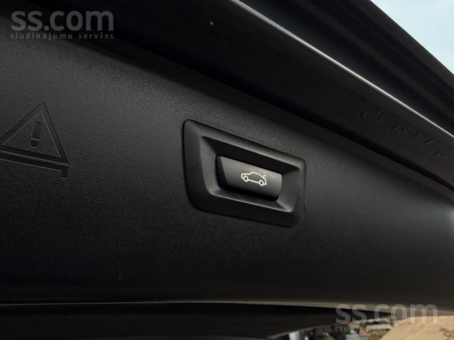 Melns BMW 530 2011 Ogre, ar dzinēja tilpumu 3.00 L un nobraukumu 287 tūkst. km par 9850 €, foto 19 vietnē AUTOMOTO.COM.LV