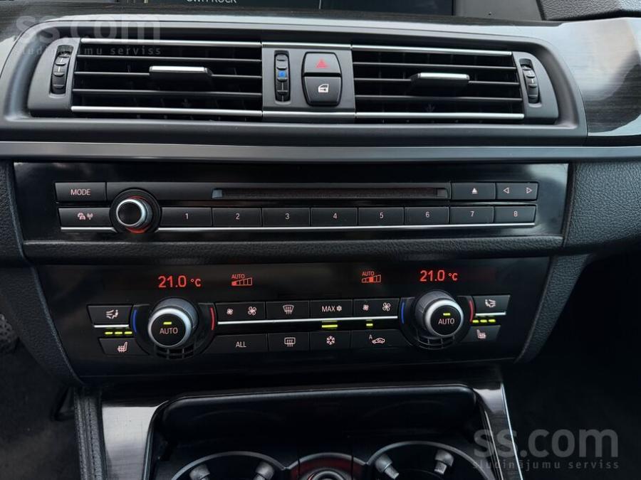 Melns BMW 530 2011 Ogre, ar dzinēja tilpumu 3.00 L un nobraukumu 287 tūkst. km par 9850 €, foto 20 vietnē AUTOMOTO.COM.LV