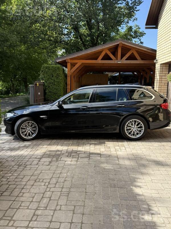 Melns BMW 530 2012 Jelgava, ar dzinēja tilpumu 3.00 L un nobraukumu 251 tūkst. km par 10390 €, foto 5 vietnē AUTOMOTO.COM.LV