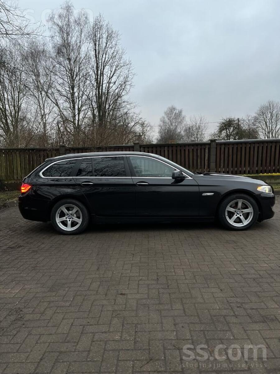 Melns BMW 530 2012 Rīga, ar dzinēja tilpumu 3.00 L un nobraukumu 268 tūkst. km par 8490 €, foto 5 vietnē AUTOMOTO.COM.LV