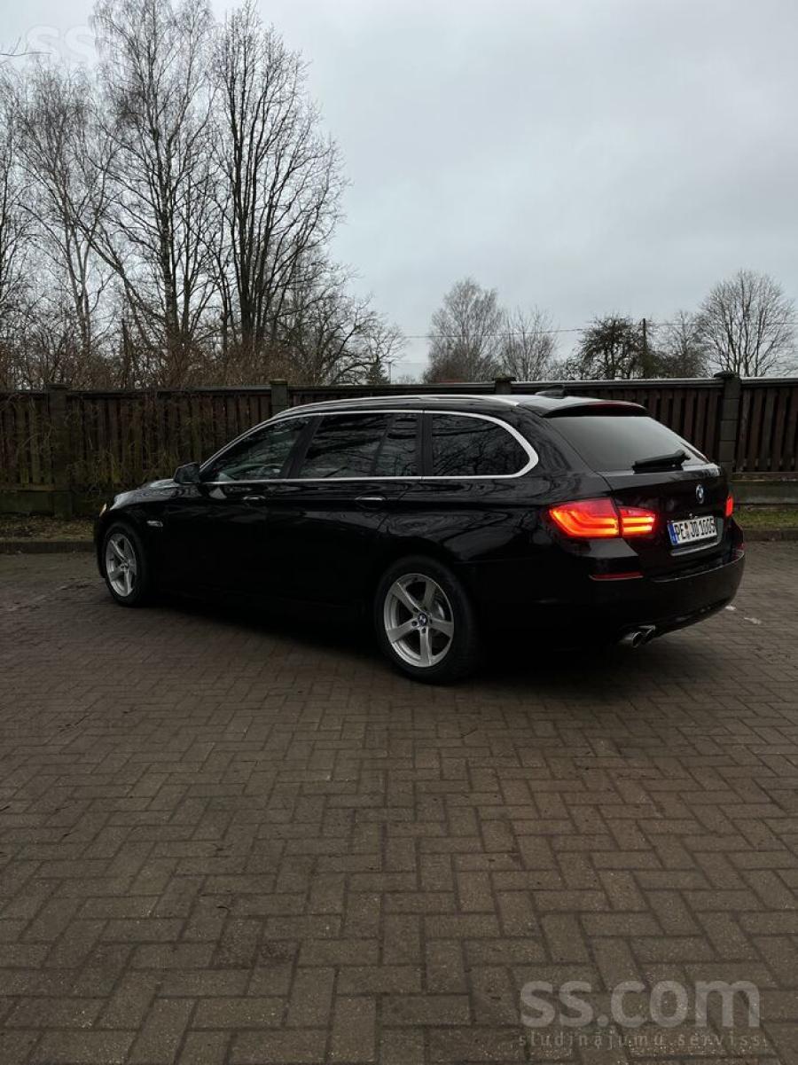Melns BMW 530 2012 Rīga, ar dzinēja tilpumu 3.00 L un nobraukumu 268 tūkst. km par 8490 €, foto 11 vietnē AUTOMOTO.COM.LV