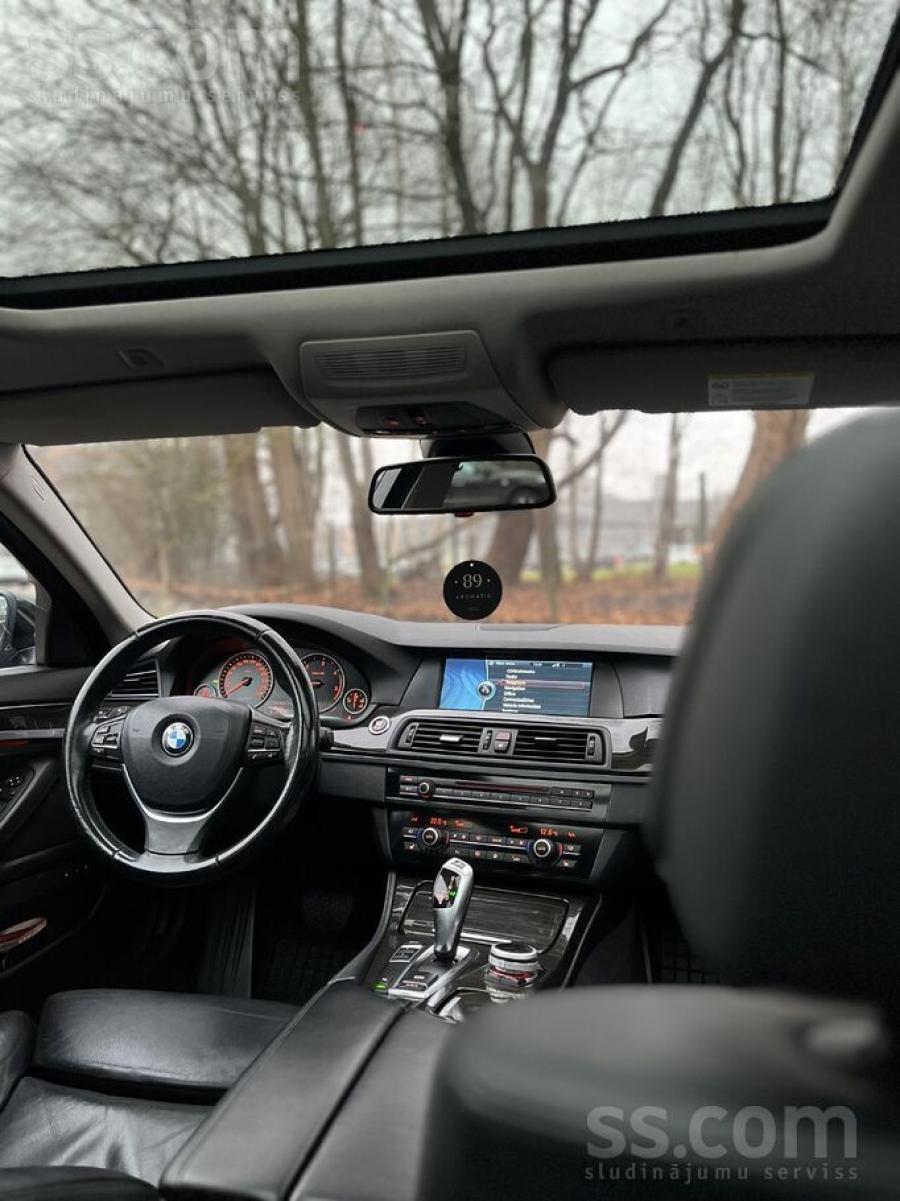Melns BMW 530 2012 Rīga, ar dzinēja tilpumu 3.00 L un nobraukumu 268 tūkst. km par 8490 €, foto 16 vietnē AUTOMOTO.COM.LV