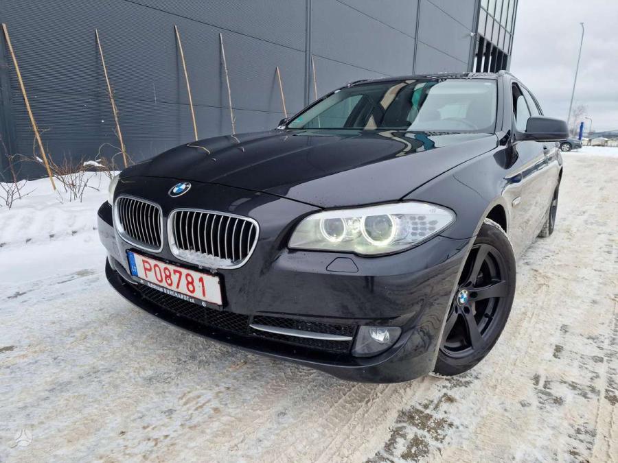 Black BMW 530 2012 in Vilnius, with an engine capacity of 3.00 L and mileage of 217 thousand km for 7999 €, photo 2 on AUTOMOTO.COM.LV