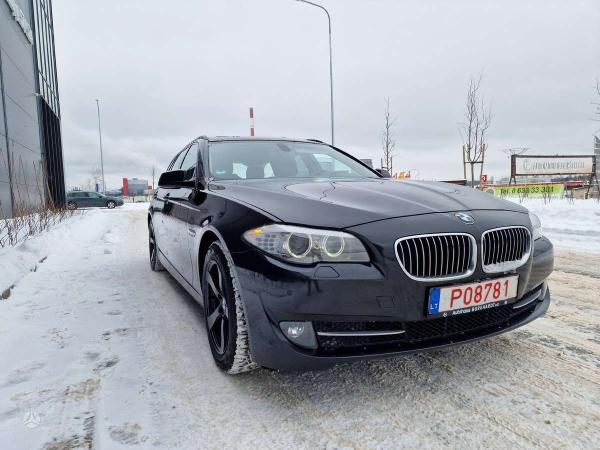 Melns BMW 530 2012 Viļņa, ar dzinēja tilpumu 3.00 L un nobraukumu 217 tūkst. km par 7999 €, foto 4 vietnē AUTOMOTO.COM.LV