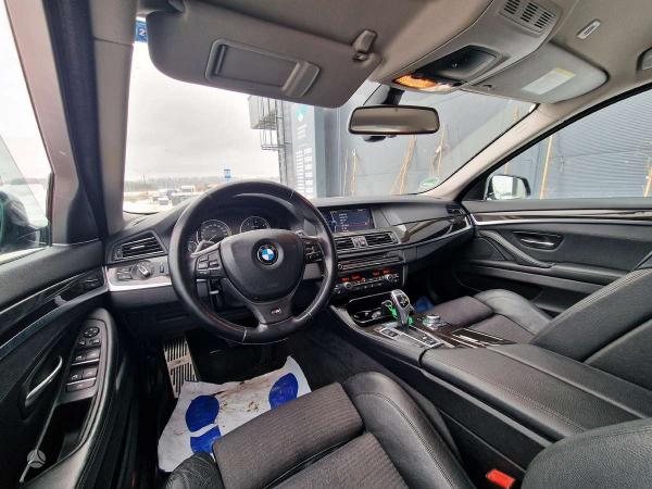 Melns BMW 530 2012 Viļņa, ar dzinēja tilpumu 3.00 L un nobraukumu 217 tūkst. km par 7999 €, foto 10 vietnē AUTOMOTO.COM.LV