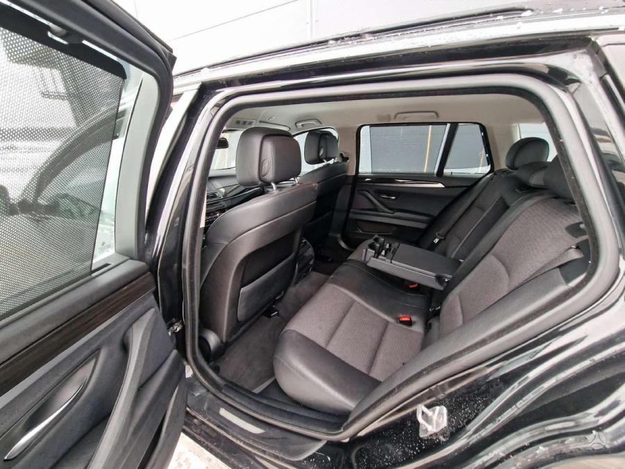 Black BMW 530 2012 in Vilnius, with an engine capacity of 3.00 L and mileage of 217 thousand km for 7999 €, photo 20 on AUTOMOTO.COM.LV
