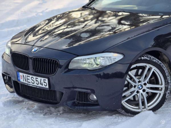 Black BMW 530 2012 in Radviliskis, with an engine capacity of 2.99 L and mileage of 366 thousand km for 8650 €, photo 1 on AUTOMOTO.COM.LV