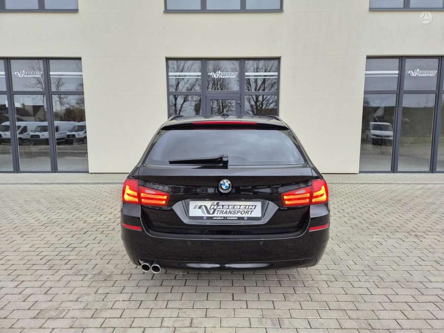 Black BMW 530 2012 in Marijampole, with an engine capacity of 2.99 L and mileage of 228 thousand km for 7500 €, photo 5 on AUTOMOTO.COM.LV