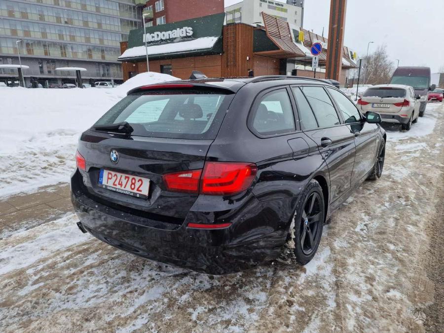 Melns BMW 530 2012 Viļņa, ar dzinēja tilpumu 3.00 L un nobraukumu 240 tūkst. km par 7690 €, foto 5 vietnē AUTOMOTO.COM.LV