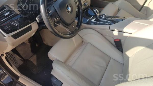 Black BMW 530 2012 in Riga, with an engine capacity of 3.00 L and mileage of 287 thousand km for 7790 €, photo 7 on AUTOMOTO.COM.LV