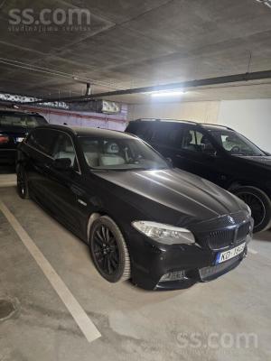 Black BMW 530 2012 in Riga, with an engine capacity of 3.00 L and mileage of 287 thousand km for 7790 €, photo 10 on AUTOMOTO.COM.LV